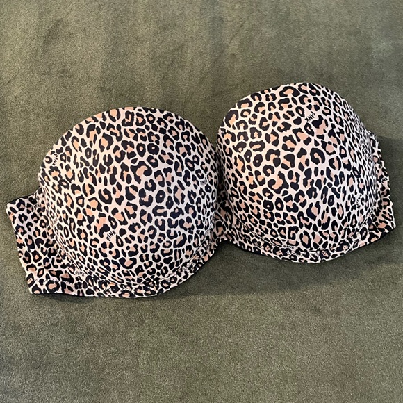 PINK Victoria's Secret | Intimates & Sleepwear | Leopard Pink Strapless ...